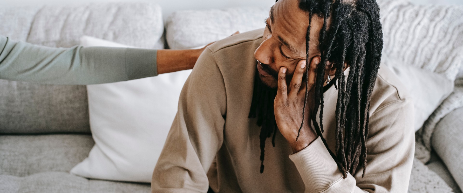 Compassion Fatigue vs Caregiver Burnout: What's the Difference?